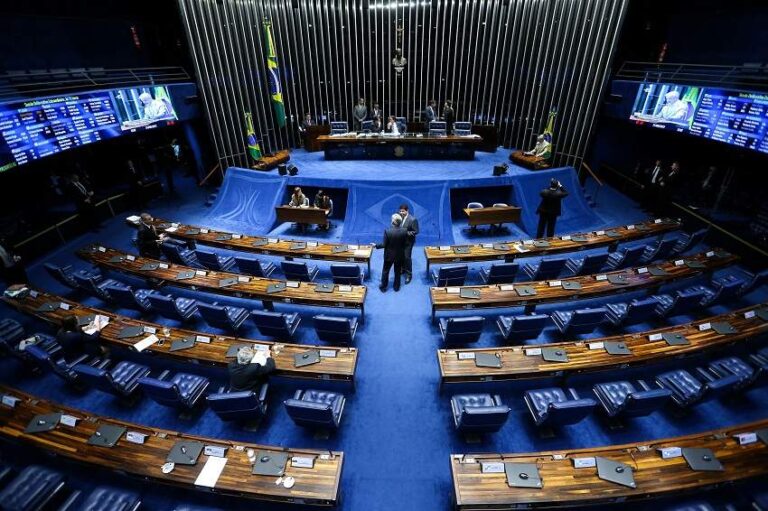 A rotina do 7x1 no Senado sob a liderança de Wagner - Brasília Alta ...